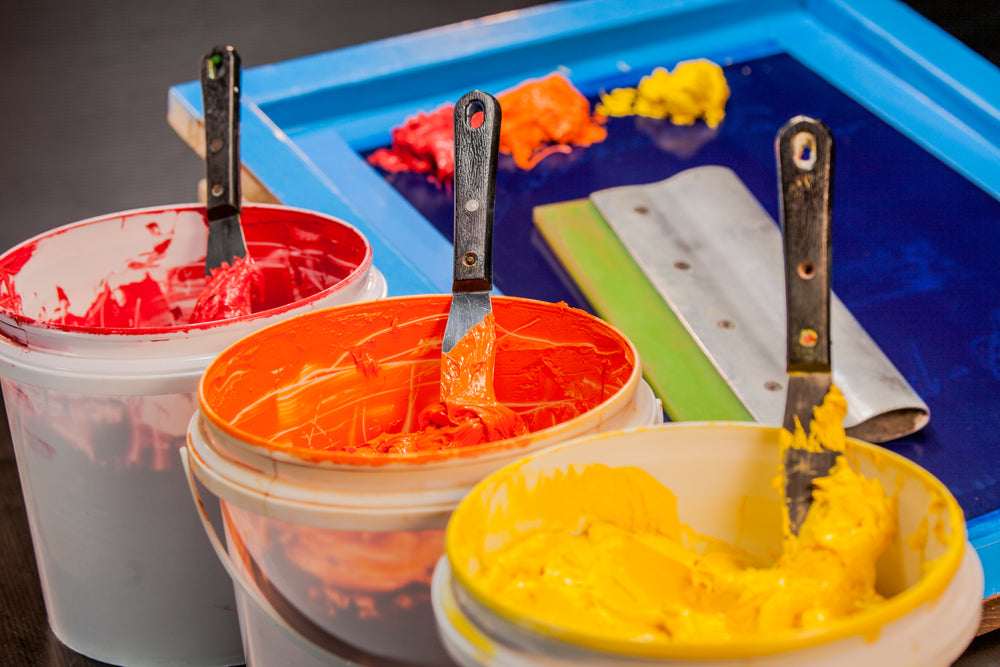 Ink Matters: Choosing the Right Ink for Screen Printing – Arena Prints